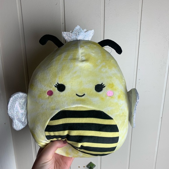 Squishmallows | Toys | Sunny The Bee 8 Inch Squishmallow From Sassy ...